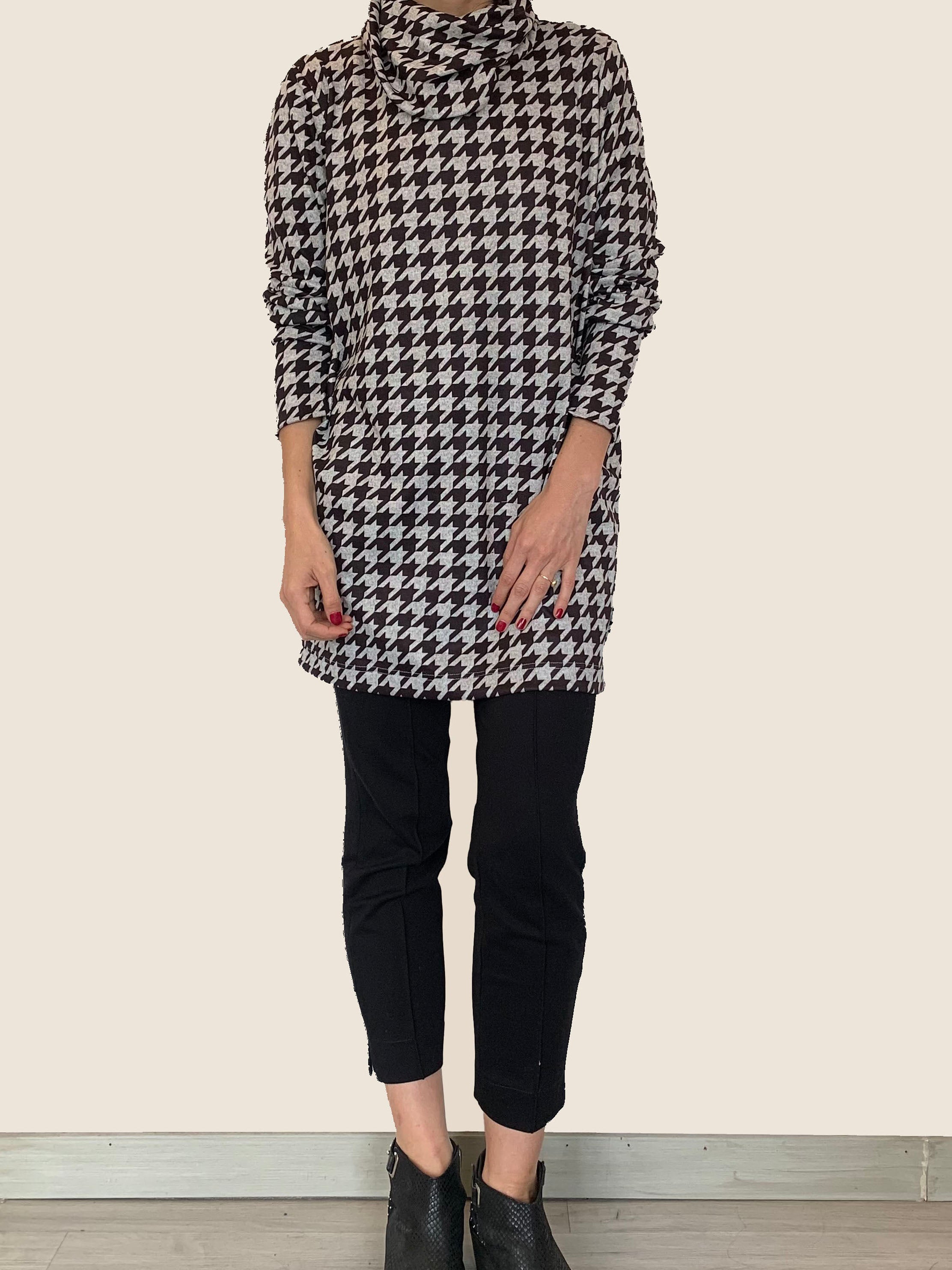 Saco Largo Gallineto Blanco y Negro – MACONGA MCG